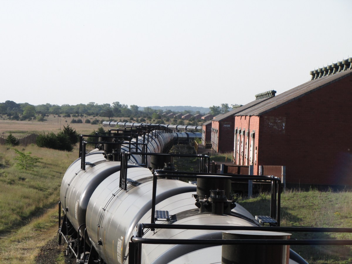Railcar Storage and Switching – Riverport Railroad